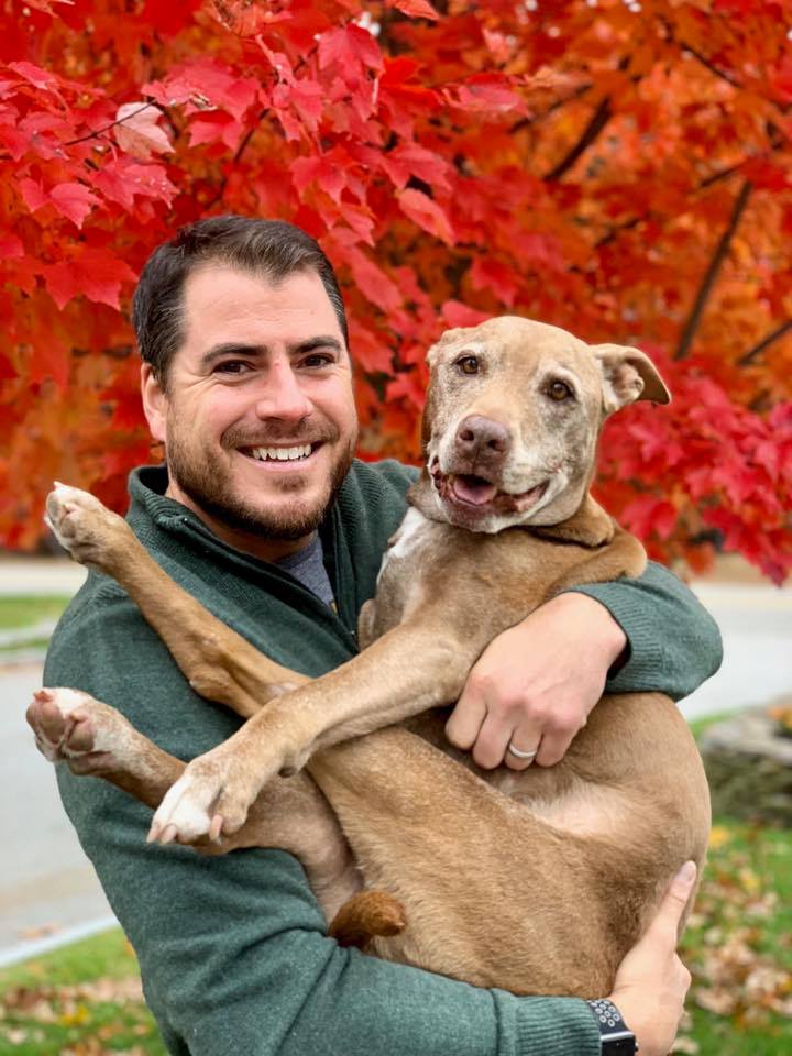 Lilly dio todo para salvar la vida de su dueña, pero 10 años después ...